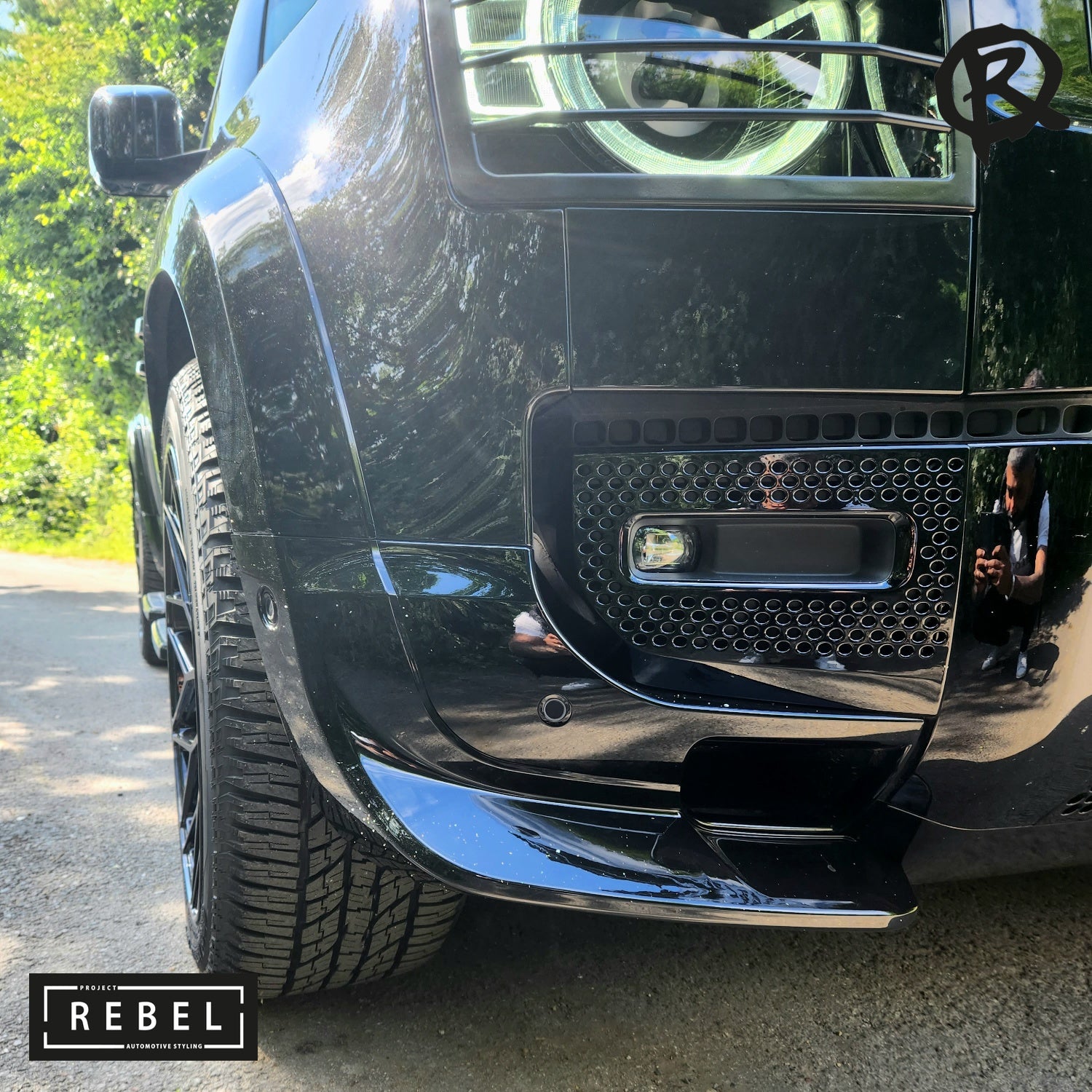 Defender L663 Gloss Black Front Bumper Canards – Project Rebel